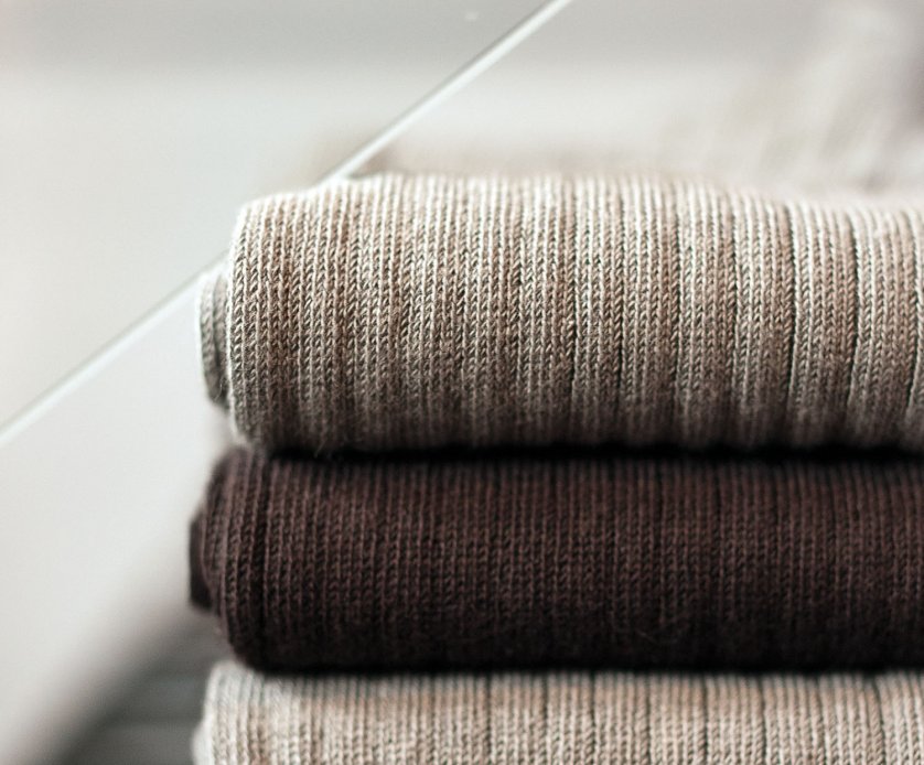 Circular electronic knitting machines seamlesswear, Santoni.